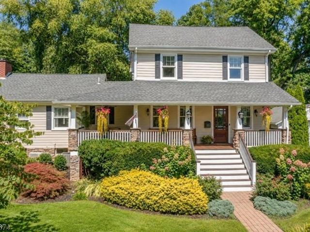 152 Hillside Ave, Chatham, NJ 07928
