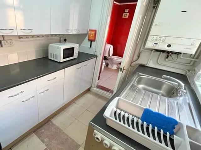 152 Hubert Road, Stirchley, B29 6ER, United Kingdom | 4 bed townhouse for rent #72492640 | Rentberry