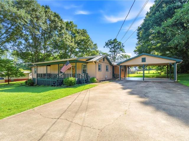 152 Hunters Lane