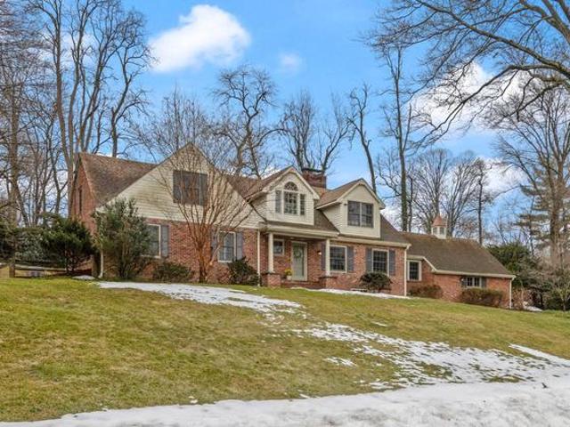 152 Hunters Lane