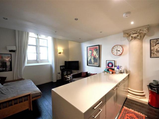 152 Loudoun Road, South Hampstead, NW8 1 bed apartment to rent £2,383 pcm £550 pw