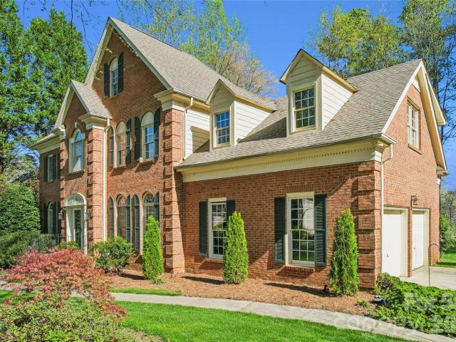 152 Lockerbie Ln, Mooresville, NC 28115 | MLS #4364 | Compass