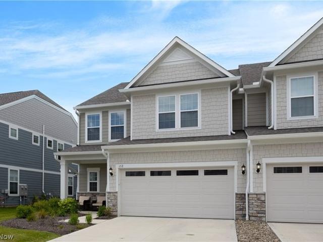 152 Lake Balaton Dr, Orange, OH 44128