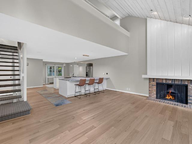 152 Lakefield Ct