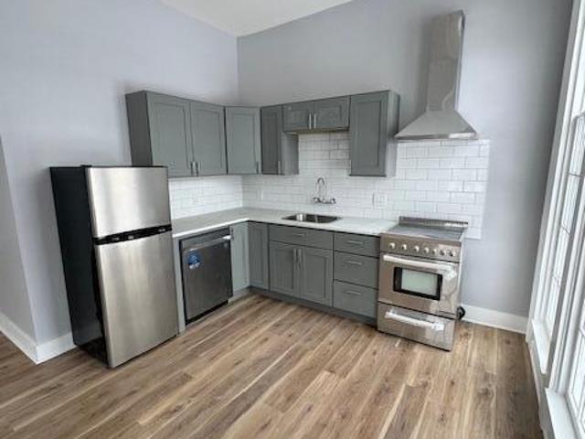 152 Main Street #5 # #