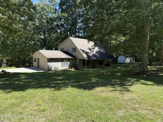 152 Maple Ln, Harriman, TN 37748