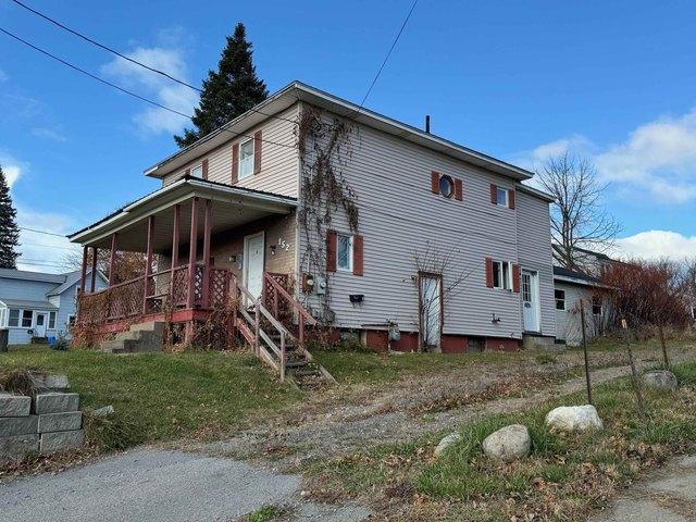 152 Maple St, Massena, NY 13662