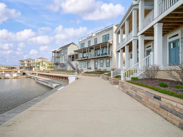 152 Mariners Cove