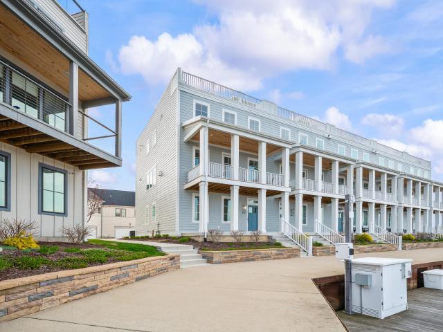 152 Mariners Cove, St. Joseph, MI 49085 | MLS #26015 | Compass