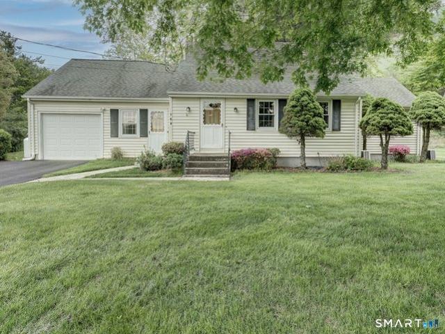 152 Middle St, Middletown, CT 06457
