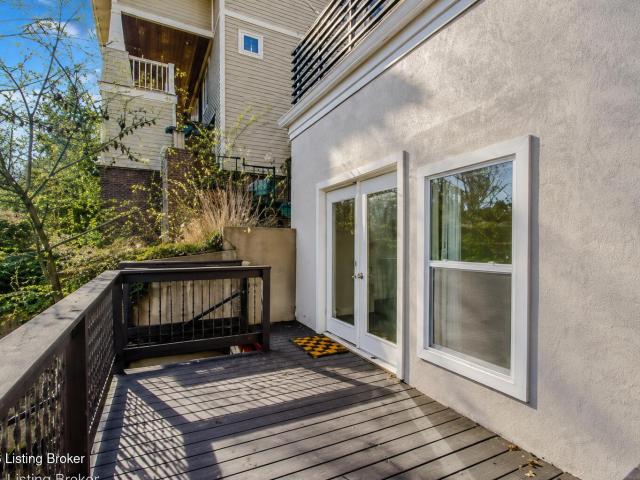 152 N Ewing Ave