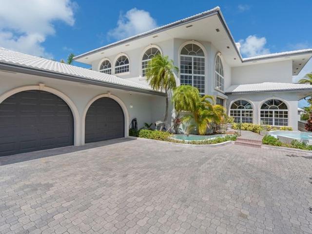 152 N Indies Dr, Duck Key, FL 33050