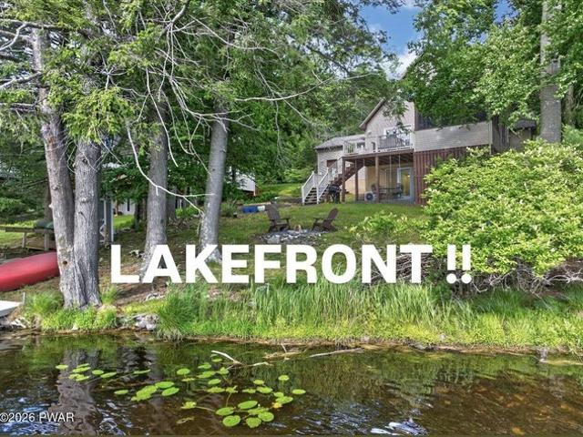 152 N Lake Shore Dr, Dingmans Ferry, PA 18328