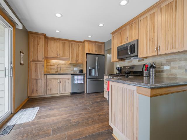 152 S Lancaster Drive