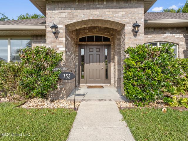 152 Saltmeadow Circle