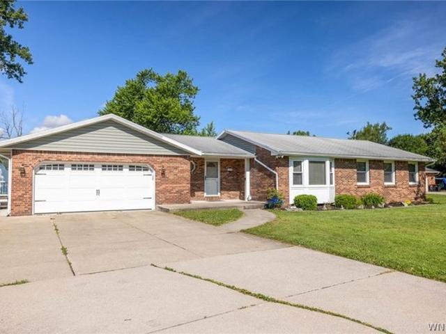 152 Stony Rd, Lancaster, NY 14086