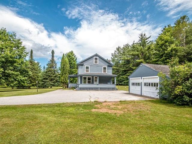 152 Parker Rd, Carroll, NH 03598