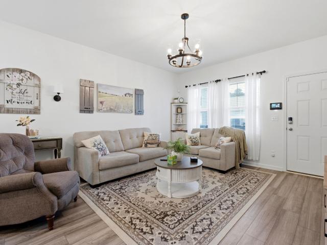 152 Plantersfield Dr