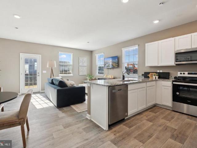 152 rae ct