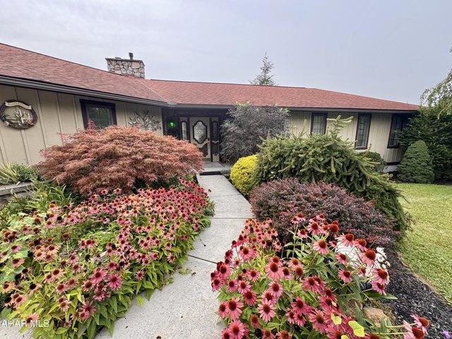 152 Red Fox Dr, Duncansville, PA 16635