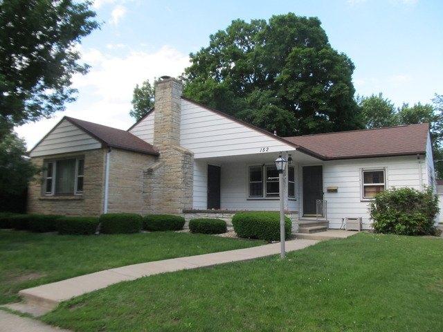 152 Riverview Dr, Ottawa, IL 61350