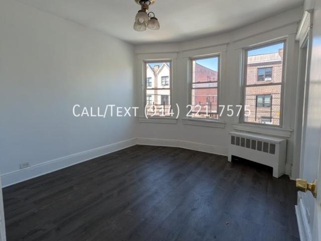 152 Ridge Ave Yonkers, NY 10703