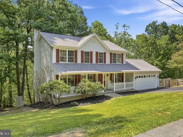 152 White Oak Ct, Harpers Ferry, WV 25425