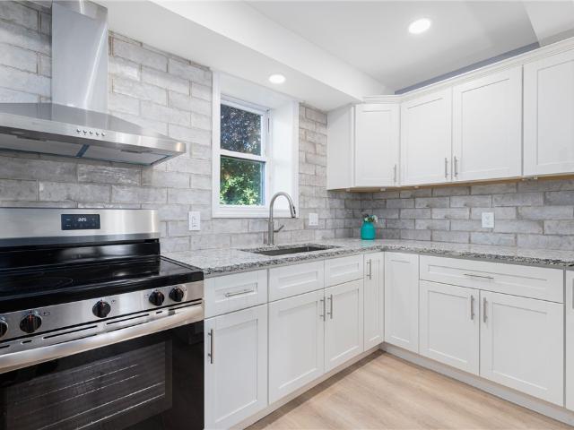 152 Tuckerman Avenue 10