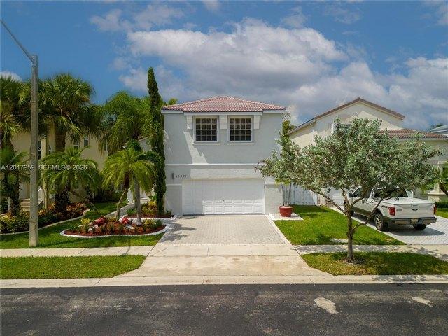 15341 NW 4th St, Pembroke Pines, FL 33028