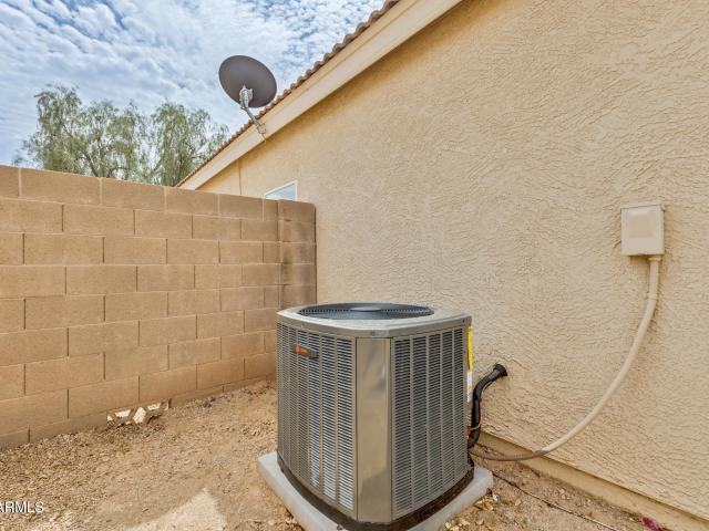 15342 W Maui Ln, Surprise, AZ 85379 | MLS #7007 | Compass
