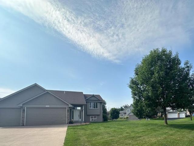 15347 Wintergreen St NW, Andover, MN 55304