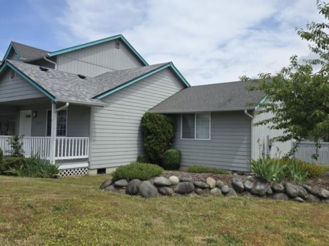 15348 Berry Valley Dr SE, Yelm, WA 98597