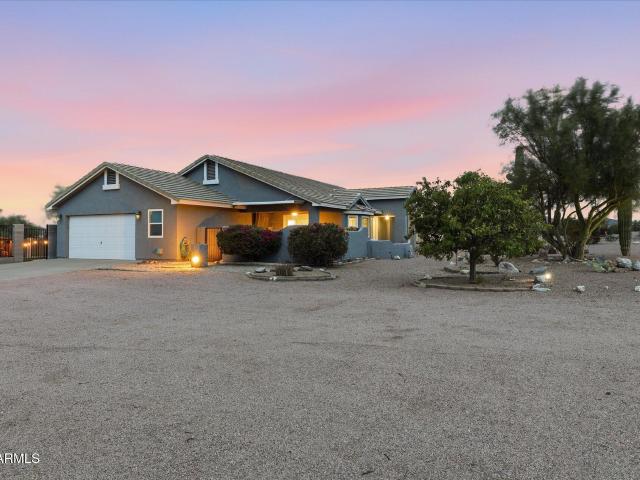 1534 n acacia road