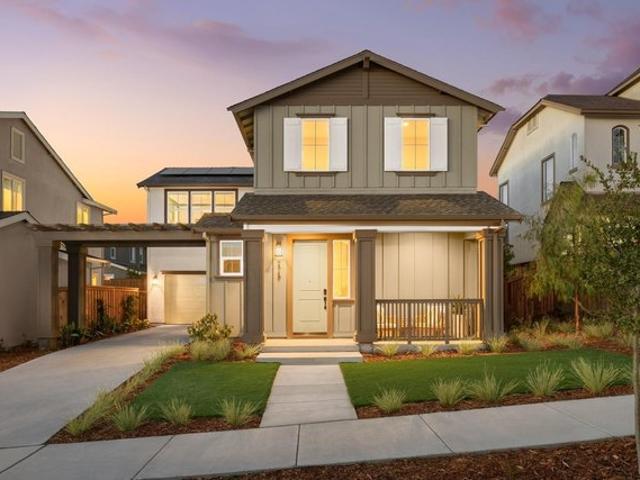 1534 Alegra St, Santa Rosa, CA 95403