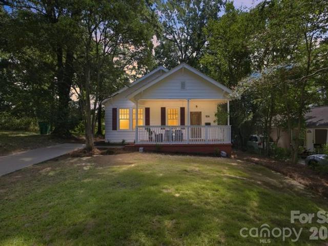 1534 Jennings St, Charlotte, NC 28216