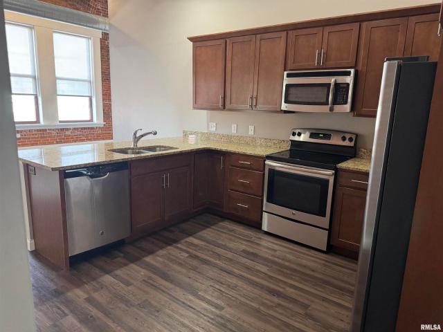 1534 RIVER Drive # 202
