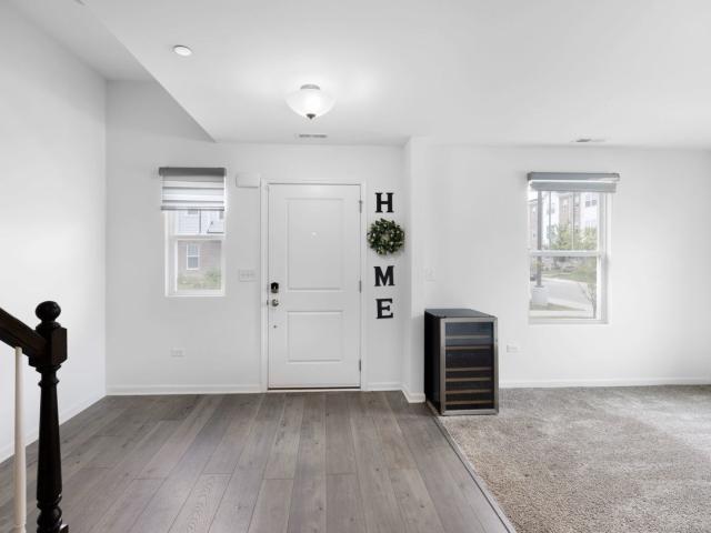 1534 Slade Way