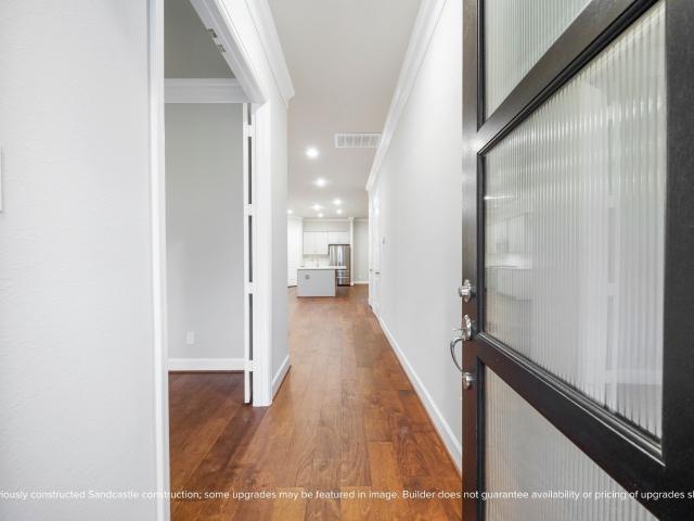 1534 W 34th Street