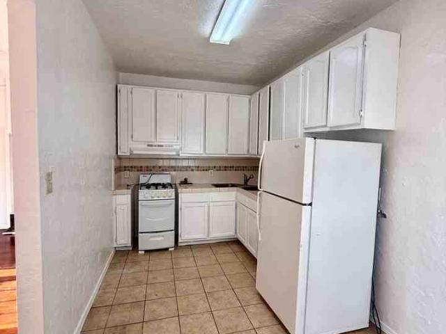 1534 Winona Blvd. 1 Bedroom Apartment for Rent at 1534 Winona Blvd, Los Angeles, CA 90027 East Hollywood