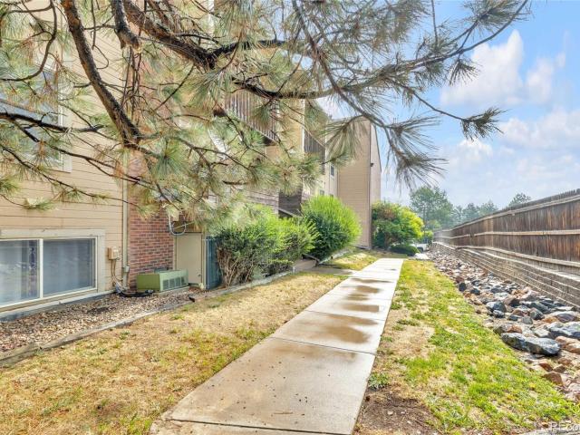15350 E Arizona Avenue # 208