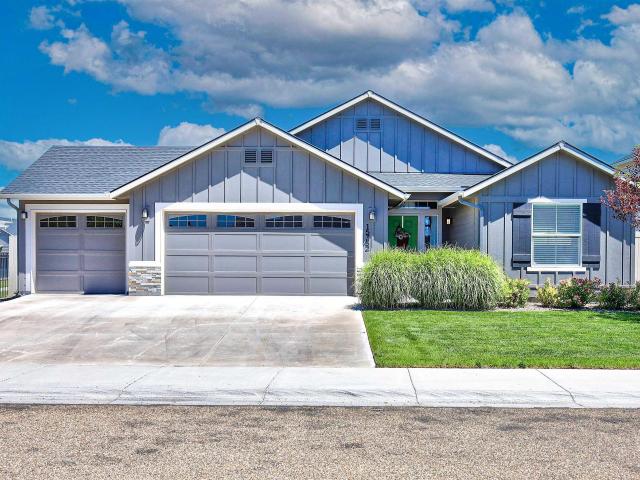 15352 Hogback Way