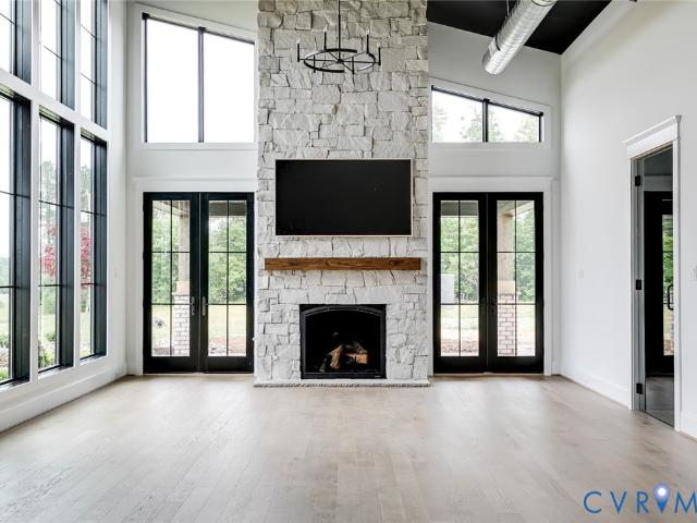 15357 Washington Highway