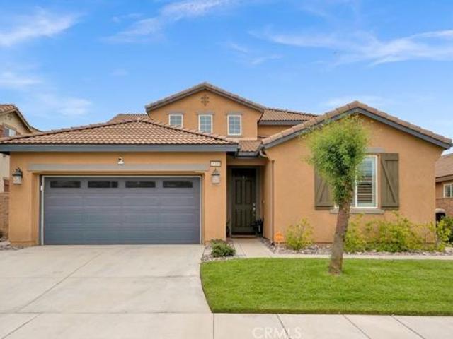 15355 Sugar Cane Ln, Fontana, CA 92336