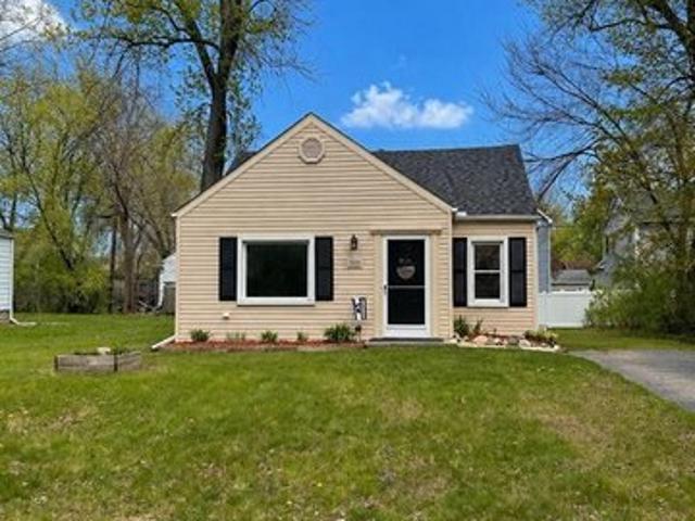1535 Marylestone Dr, West Bloomfield Township, MI 48324