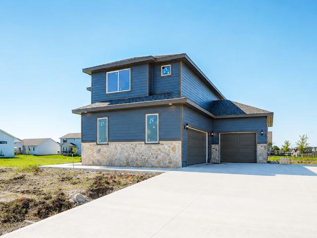 1535 NW Alderleaf Drive
