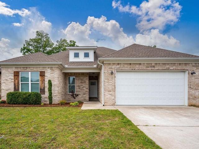 1535 Blue Lucerne Dr, Conway, AR 72034