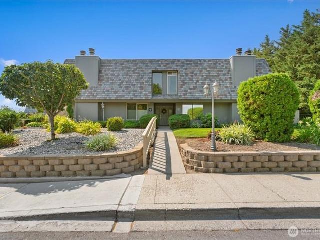 1535 Castlerock Ave Apt 12, Wenatchee, WA 98801