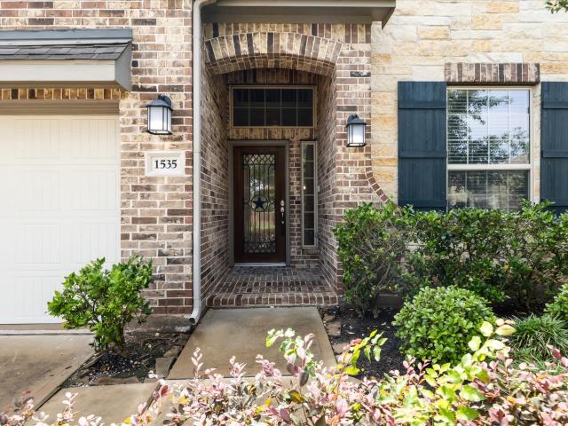1535 Giles Drive