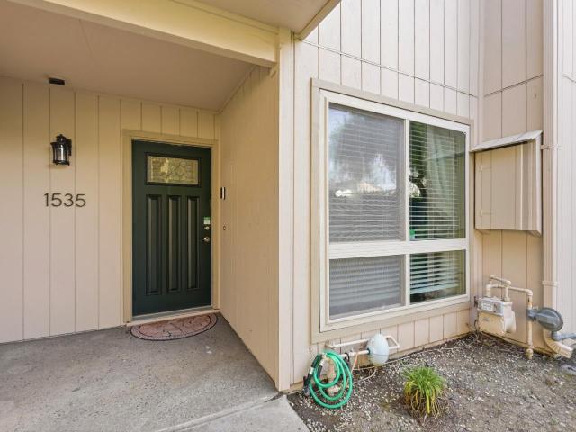 1535 Huddersfield Court