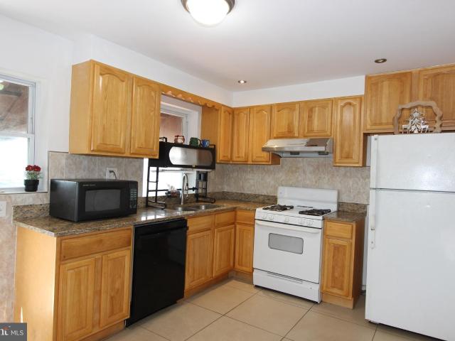 1535 K St SE, Washington, DC 20003 | MLS #DCDC2250 | Compass